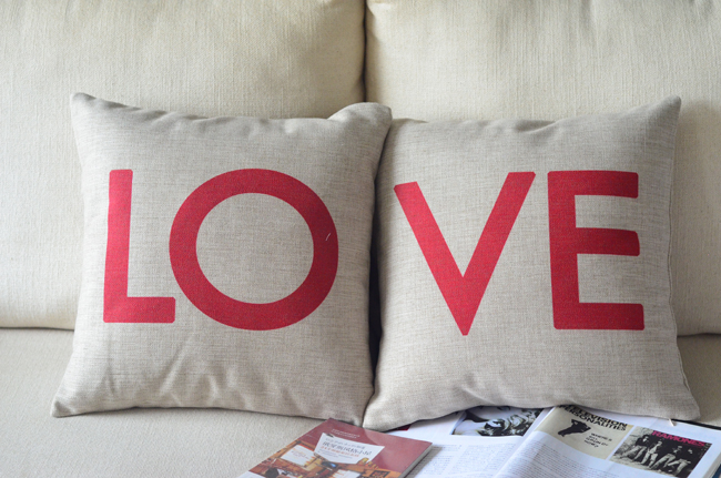 Unique Love Linen Pillow 2pcs on Luulla